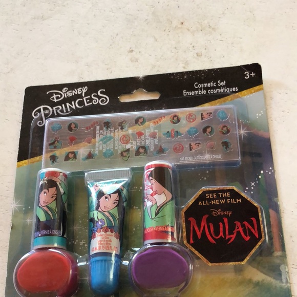 Disney | Accessories | Disney Princess Cosmetics Set | Poshmark